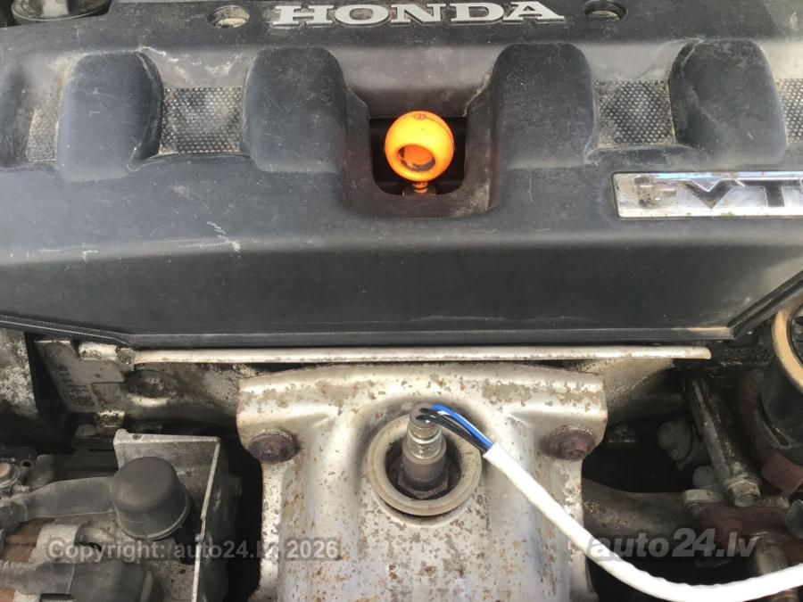 Pelēks Honda Civic 2007 Tartu, ar dzinēja tilpumu 1.80 L un nobraukumu 270 tūkst. km par 1650 €, foto 14 vietnē AUTOMOTO.COM.LV