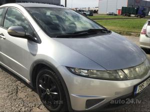 Pelēks Honda Civic 2007 Tartu, ar dzinēja tilpumu 1.80 L un nobraukumu 270 tūkst. km par 1650 €, foto 21 vietnē AUTOMOTO.COM.LV