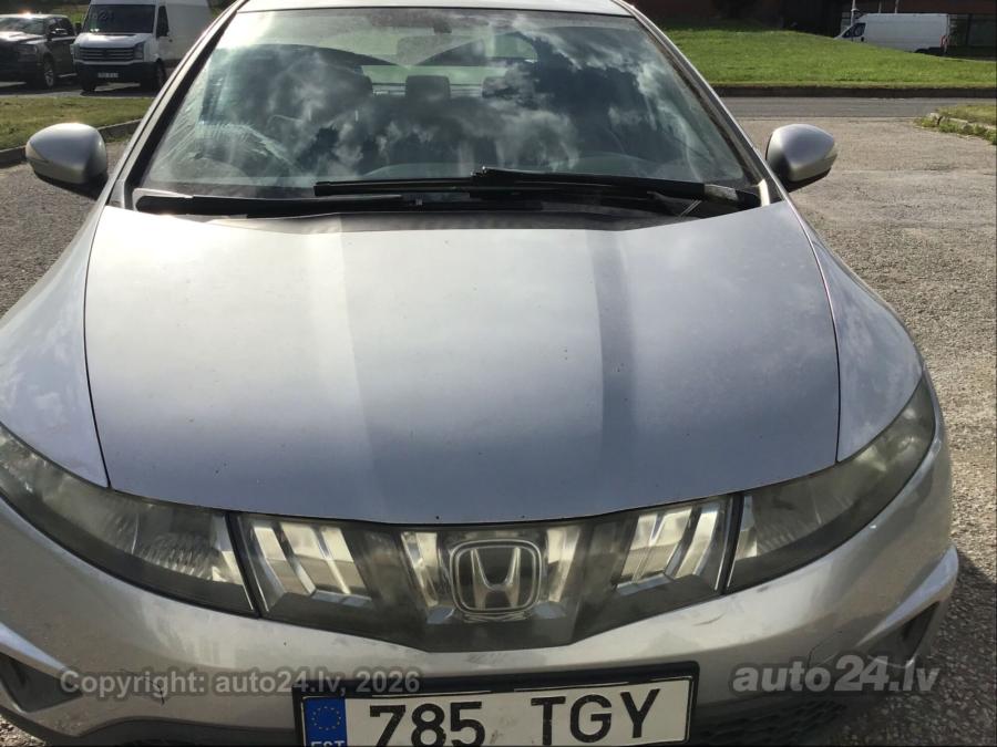 Pelēks Honda Civic 2007 Tartu, ar dzinēja tilpumu 1.80 L un nobraukumu 270 tūkst. km par 1650 €, foto 22 vietnē AUTOMOTO.COM.LV