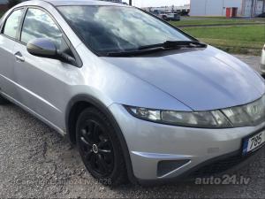 Pelēks Honda Civic 2007 Tartu, ar dzinēja tilpumu 1.80 L un nobraukumu 270 tūkst. km par 1650 €, foto 25 vietnē AUTOMOTO.COM.LV