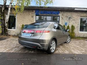 Pelēks Honda Civic 2007 Tallina, ar dzinēja tilpumu 1.80 L un nobraukumu 189 tūkst. km par 2990 €, foto 3 vietnē AUTOMOTO.COM.LV