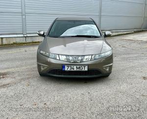 Grey Honda Civic 2007 in Parnu, with an engine capacity of 1.80 L and mileage of 252 thousand km for 2490 €, photo 3 on AUTOMOTO.COM.LV