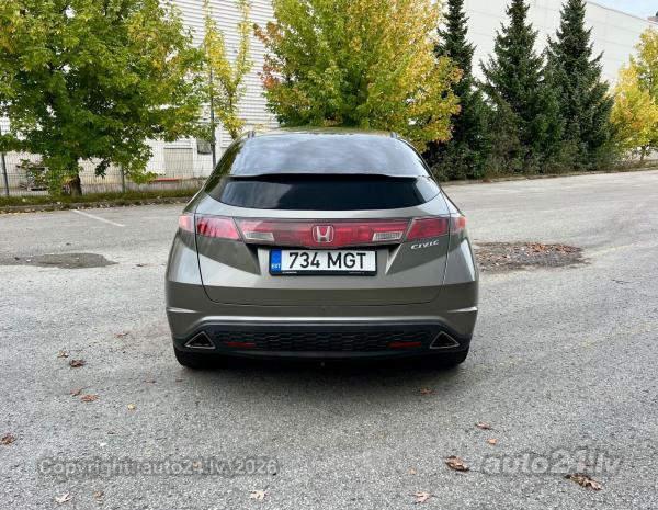 Honda Civic 2007 Pērnava vietnē Pelēks Honda Civic 2007 Pērnava, ar dzinēja tilpumu 1.80 L un nobraukumu 252 tūkst. km par 2490 €, foto 7 vietnē AUTOMOTO.COM.LV