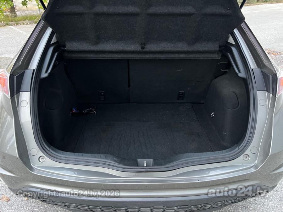 Grey Honda Civic 2007 in Parnu, with an engine capacity of 1.80 L and mileage of 252 thousand km for 2490 €, photo 13 on AUTOMOTO.COM.LV