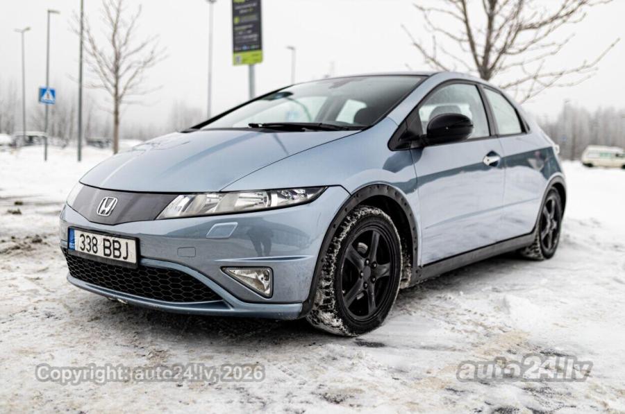 Pelēks Honda Civic 2008 Tallina, ar dzinēja tilpumu 1.80 L un nobraukumu 300 tūkst. km par 2898 €, foto 3 vietnē AUTOMOTO.COM.LV
