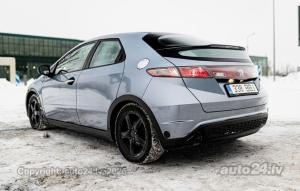 Pelēks Honda Civic 2008 Tallina, ar dzinēja tilpumu 1.80 L un nobraukumu 300 tūkst. km par 2898 €, foto 6 vietnē AUTOMOTO.COM.LV