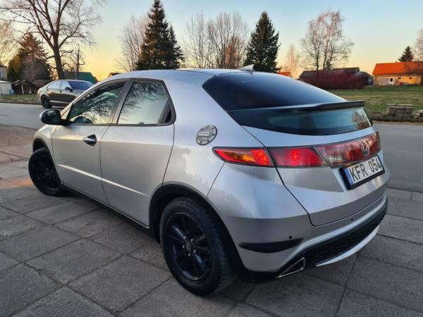 Pelēks Honda Civic 2008 Klaipėda, ar dzinēja tilpumu 2.20 L un nobraukumu 314 tūkst. km par 2300 €, foto 8 vietnē AUTOMOTO.COM.LV
