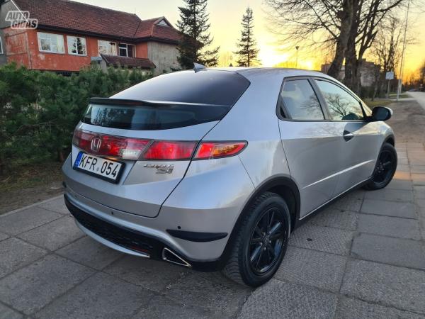 Grey Honda Civic 2008 in Silute, with an engine capacity of 2.20 L and mileage of 314 thousand km for 2300 €, photo 7 on AUTOMOTO.COM.LV