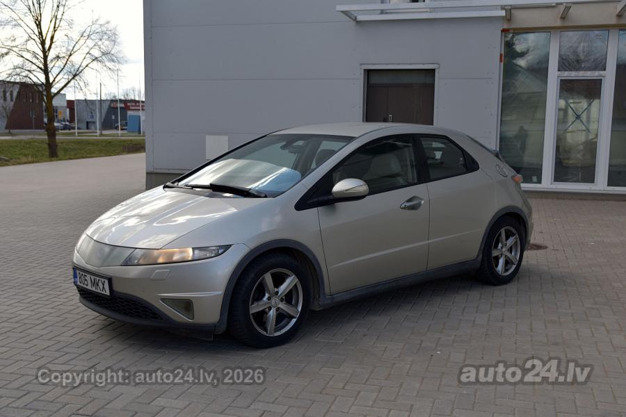 Pelēks Honda Civic 2008 Tartu, ar dzinēja tilpumu 1.80 L un nobraukumu 309 tūkst. km par 2800 €, foto 1 vietnē AUTOMOTO.COM.LV