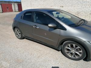 Pelēks Honda Civic 2008 Utena, ar dzinēja tilpumu 2.20 L un nobraukumu 351 tūkst. km par 1000 €, foto 6 vietnē AUTOMOTO.COM.LV