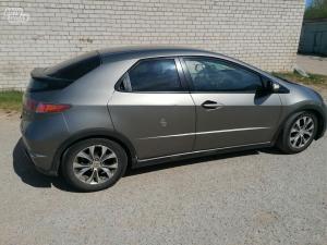 Pelēks Honda Civic 2008 Utena, ar dzinēja tilpumu 2.20 L un nobraukumu 351 tūkst. km par 1000 €, foto 8 vietnē AUTOMOTO.COM.LV