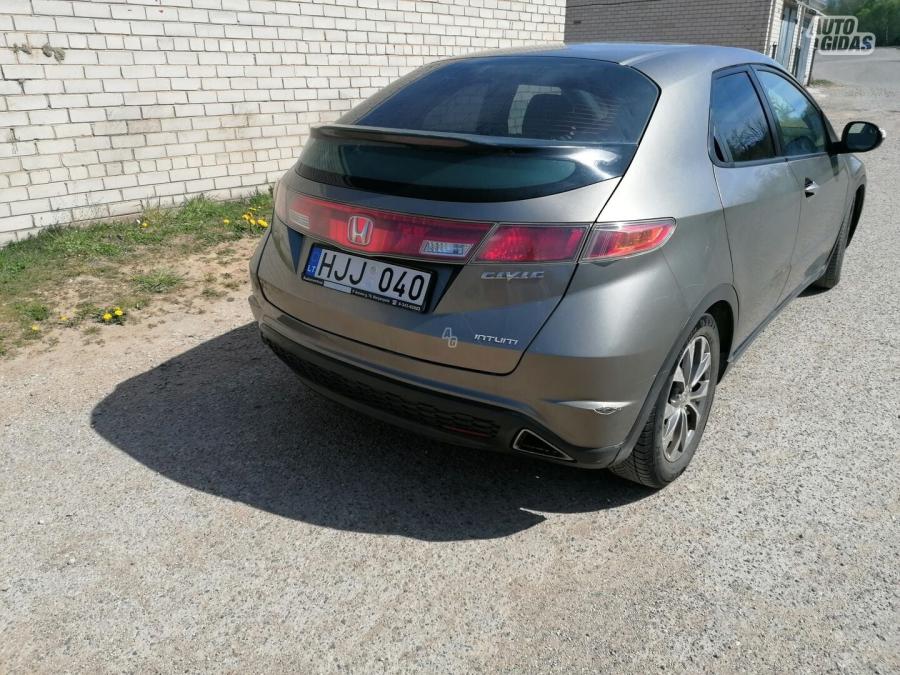 Pelēks Honda Civic 2008 Utena, ar dzinēja tilpumu 2.20 L un nobraukumu 351 tūkst. km par 1000 €, foto 9 vietnē AUTOMOTO.COM.LV