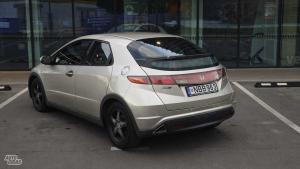 Grey Honda Civic 2008 in Alytus, with an engine capacity of 2.20 L and mileage of 259 thousand km for 2500 €, photo 6 on AUTOMOTO.COM.LV