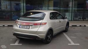 Grey Honda Civic 2008 in Alytus, with an engine capacity of 2.20 L and mileage of 259 thousand km for 2500 €, photo 11 on AUTOMOTO.COM.LV