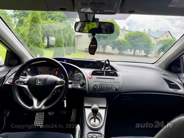 Pelēks Honda Civic 2008 Tallina, ar dzinēja tilpumu 1.80 L un nobraukumu 175 tūkst. km par 3499 €, foto 8 vietnē AUTOMOTO.COM.LV
