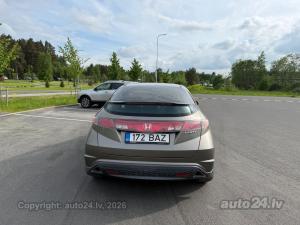 Серый Хонда Цивик 2008 в Таллин, объемом двигателя 1.80 л и пробегом 242 тыс. км за 2500 €, фото 6 на AUTOMOTO.COM.LV