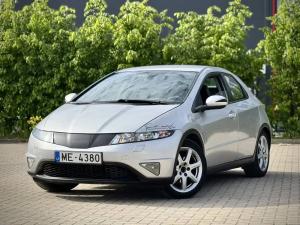 Pelēks Honda Civic 2008 Rīga, ar dzinēja tilpumu 2.20 L un nobraukumu 230 tūkst. km par 1800 €, foto 5 vietnē AUTOMOTO.COM.LV