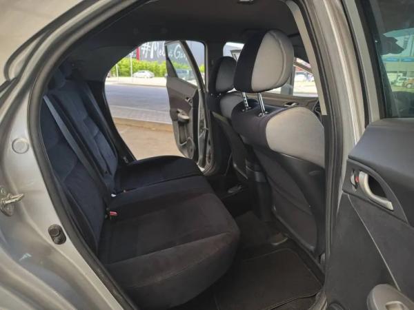 Pelēks Honda Civic 2008 Rīga, ar dzinēja tilpumu 2.20 L un nobraukumu 230 tūkst. km par 1800 €, foto 10 vietnē AUTOMOTO.COM.LV