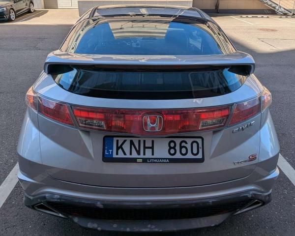 Pelēks Honda Civic 2008 Viļņa, ar dzinēja tilpumu 2.20 L un nobraukumu 254 tūkst. km par 2200 €, foto 4 vietnē AUTOMOTO.COM.LV