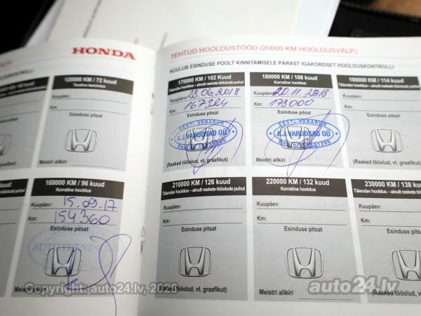Grey Honda Civic 2008 in Tallinn, with an engine capacity of 1.80 L and mileage of 252 thousand km for 1299 €, photo 8 on AUTOMOTO.COM.LV