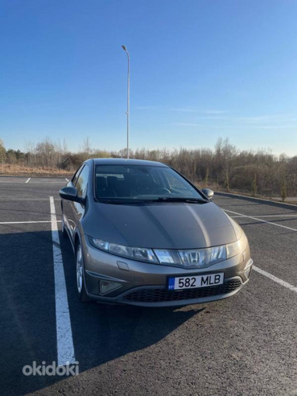 Pelēks Honda Civic 2008 Narva, ar dzinēja tilpumu 1.80 L un nobraukumu 176 tūkst. km par 3200 €, foto 2 vietnē AUTOMOTO.COM.LV