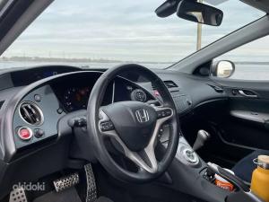 Pelēks Honda Civic 2008 Narva, ar dzinēja tilpumu 1.80 L un nobraukumu 176 tūkst. km par 3200 €, foto 6 vietnē AUTOMOTO.COM.LV