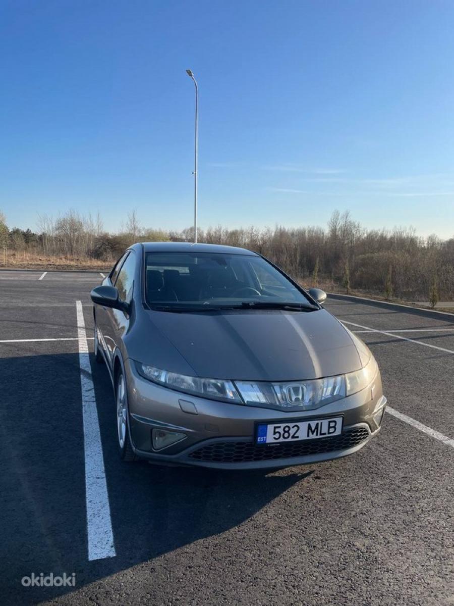 Pelēks Honda Civic 2008 Narva, ar dzinēja tilpumu 1.80 L un nobraukumu 176 tūkst. km par 3200 €, foto 10 vietnē AUTOMOTO.COM.LV