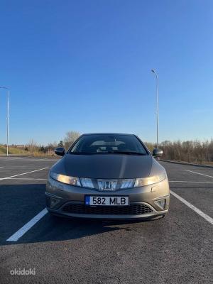 Pelēks Honda Civic 2008 Narva, ar dzinēja tilpumu 1.80 L un nobraukumu 176 tūkst. km par 3200 €, foto 11 vietnē AUTOMOTO.COM.LV