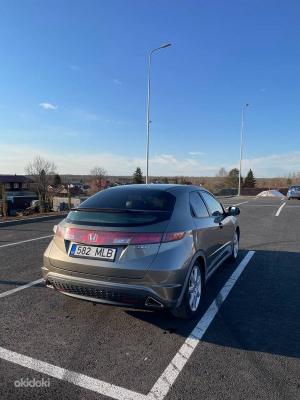 Pelēks Honda Civic 2008 Narva, ar dzinēja tilpumu 1.80 L un nobraukumu 176 tūkst. km par 3200 €, foto 12 vietnē AUTOMOTO.COM.LV