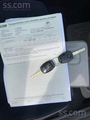 Pelēks Honda Civic 2008 Rīga, ar dzinēja tilpumu 2.20 L un nobraukumu 309 tūkst. km par 890 €, foto 15 vietnē AUTOMOTO.COM.LV