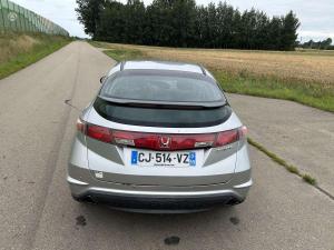 Pelēks Honda Civic 2008 Kauņa, ar dzinēja tilpumu 1.80 L un nobraukumu 330 tūkst. km par 1550 €, foto 7 vietnē AUTOMOTO.COM.LV