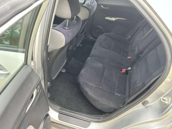 Pelēks Honda Civic 2008 Kauņa, ar dzinēja tilpumu 1.80 L un nobraukumu 330 tūkst. km par 1550 €, foto 9 vietnē AUTOMOTO.COM.LV