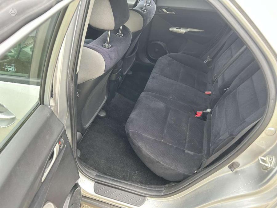 Pelēks Honda Civic 2008 Kauņa, ar dzinēja tilpumu 1.80 L un nobraukumu 330 tūkst. km par 1550 €, foto 10 vietnē AUTOMOTO.COM.LV