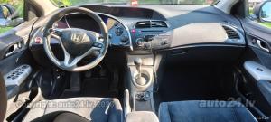 Grey Honda Civic 2008 in Keila, with an engine capacity of 1.30 L and mileage of 262 thousand km for 1500 €, photo 9 on AUTOMOTO.COM.LV