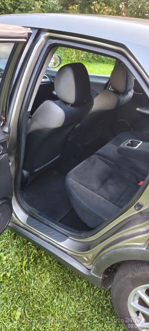 Grey Honda Civic 2008 in Keila, with an engine capacity of 1.30 L and mileage of 262 thousand km for 1500 €, photo 10 on AUTOMOTO.COM.LV