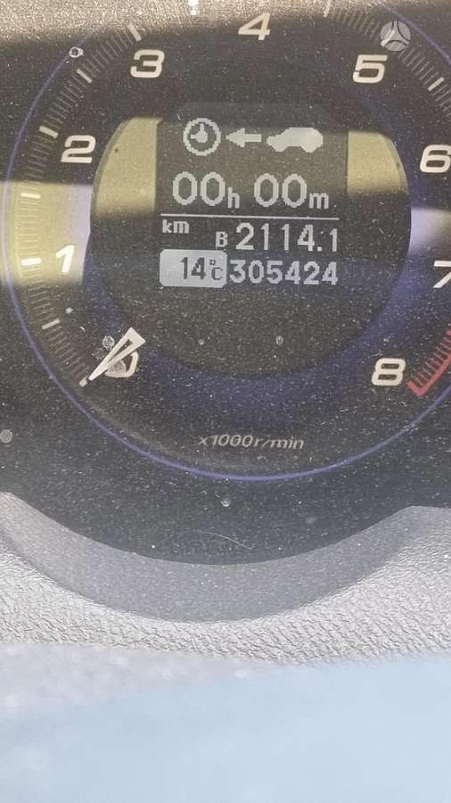 Pelēks Honda Civic 2008 Viļņa, ar dzinēja tilpumu 1.80 L un nobraukumu 305 tūkst. km par 1800 €, foto 8 vietnē AUTOMOTO.COM.LV