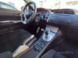 Pelēks Honda Civic 2008 Tallina, ar dzinēja tilpumu 1.80 L un nobraukumu 189 tūkst. km par 2499 €, foto 13 vietnē AUTOMOTO.COM.LV