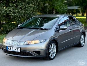 Pelēks Honda Civic 2008 Kauņa, ar dzinēja tilpumu 2.20 L un nobraukumu 324 tūkst. km par 2500 €, foto  vietnē AUTOMOTO.COM.LV