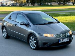 Pelēks Honda Civic 2008 Kauņa, ar dzinēja tilpumu 2.20 L un nobraukumu 324 tūkst. km par 2500 €, foto 3 vietnē AUTOMOTO.COM.LV