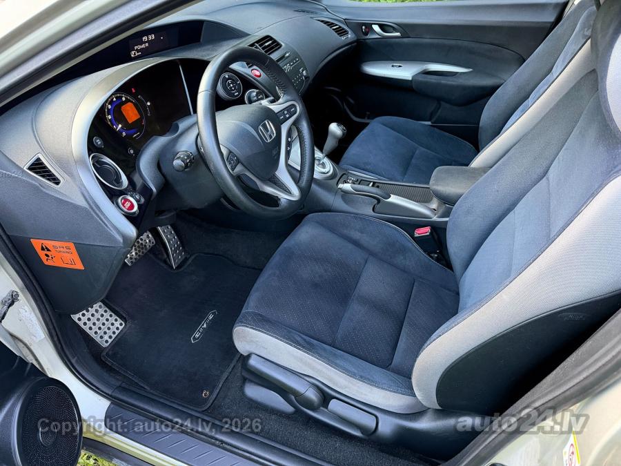 Pelēks Honda Civic 2008 Tallina, ar dzinēja tilpumu 1.80 L un nobraukumu 189 tūkst. km par 2800 €, foto 11 vietnē AUTOMOTO.COM.LV
