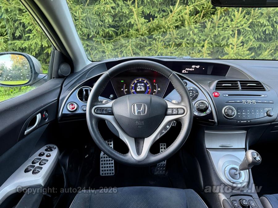 Pelēks Honda Civic 2008 Tallina, ar dzinēja tilpumu 1.80 L un nobraukumu 189 tūkst. km par 2800 €, foto 12 vietnē AUTOMOTO.COM.LV
