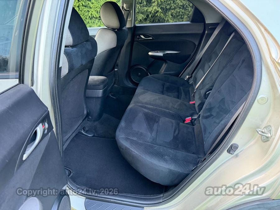 Pelēks Honda Civic 2008 Tallina, ar dzinēja tilpumu 1.80 L un nobraukumu 189 tūkst. km par 2800 €, foto 16 vietnē AUTOMOTO.COM.LV