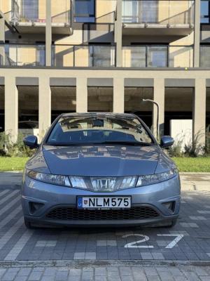 Grey Honda Civic 2008 in Vilnius, with an engine capacity of 1.34 L and mileage of 269 thousand km for 2150 €, photo  on AUTOMOTO.COM.LV