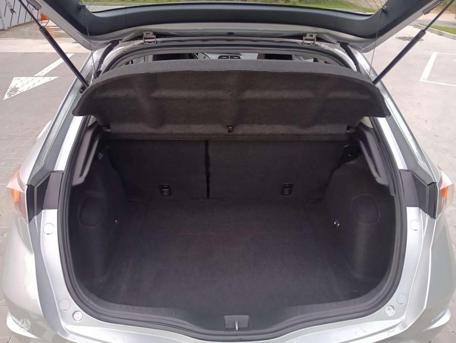 Grey Honda Civic 2008 in Vilnius, with an engine capacity of 1.80 L and mileage of 293 thousand km for 3450 €, photo 19 on AUTOMOTO.COM.LV