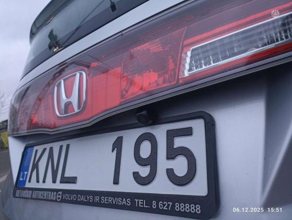 Grey Honda Civic 2009 in Vilnius, with an engine capacity of 2.20 L and mileage of 238 thousand km for 3100 €, photo 11 on AUTOMOTO.COM.LV