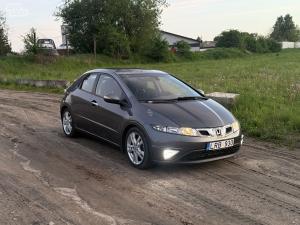 Grey Honda Civic 2009 in Kaunas, with an engine capacity of 2.20 L and mileage of 320 thousand km for 1500 €, photo  on AUTOMOTO.COM.LV