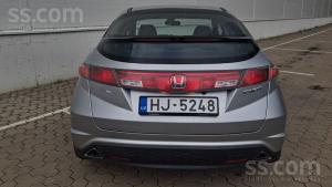 Pelēks Honda Civic 2009 Rīga, ar dzinēja tilpumu 1.80 L un nobraukumu 274 tūkst. km par 3450 €, foto 15 vietnē AUTOMOTO.COM.LV