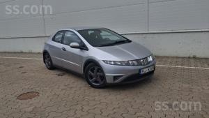 Pelēks Honda Civic 2009 Rīga, ar dzinēja tilpumu 1.80 L un nobraukumu 274 tūkst. km par 3450 €, foto 18 vietnē AUTOMOTO.COM.LV