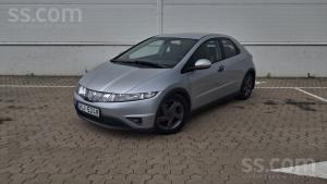 Pelēks Honda Civic 2009 Rīga, ar dzinēja tilpumu 1.80 L un nobraukumu 274 tūkst. km par 3450 €, foto 19 vietnē AUTOMOTO.COM.LV