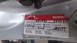 Pelēks Honda Civic 2009 Rīga, ar dzinēja tilpumu 1.80 L un nobraukumu 274 tūkst. km par 3450 €, foto 31 vietnē AUTOMOTO.COM.LV